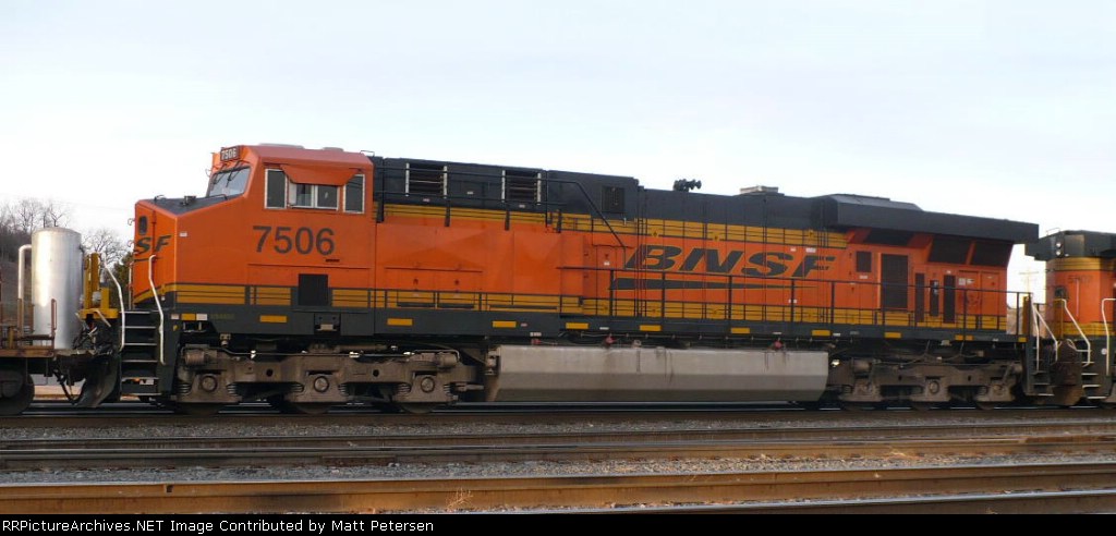 BNSF 7506